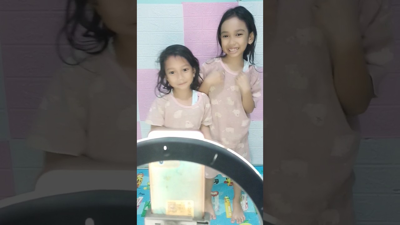 Quinsha goyang munaroh #munaroh #shorts - YouTube