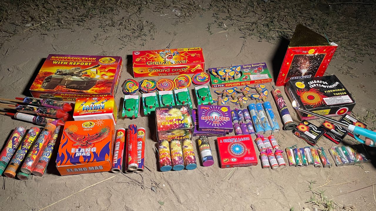 NYUMET MERCON SUNGOKONG, ELANG MAS, DISKO, SKY CRUISER DAN ROKET MALAM ...