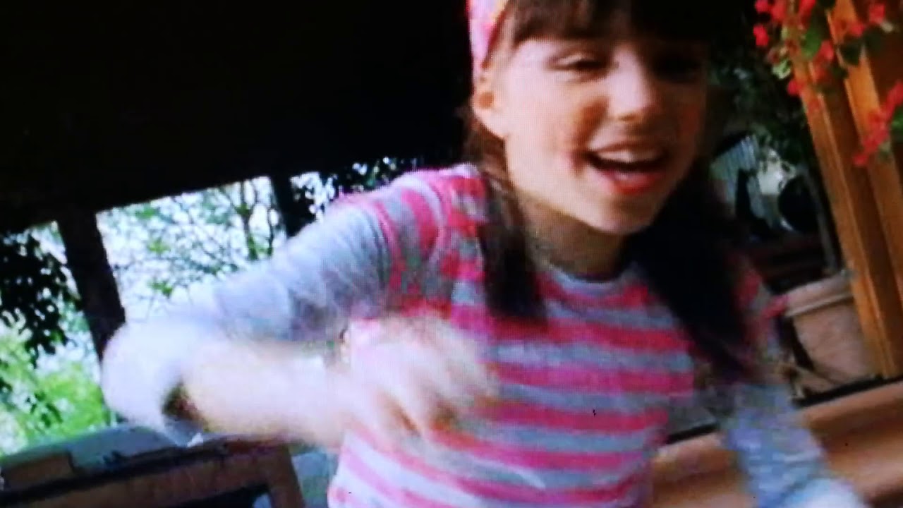 Pubblicità Gli Straspeed A Crazy World - YouTube