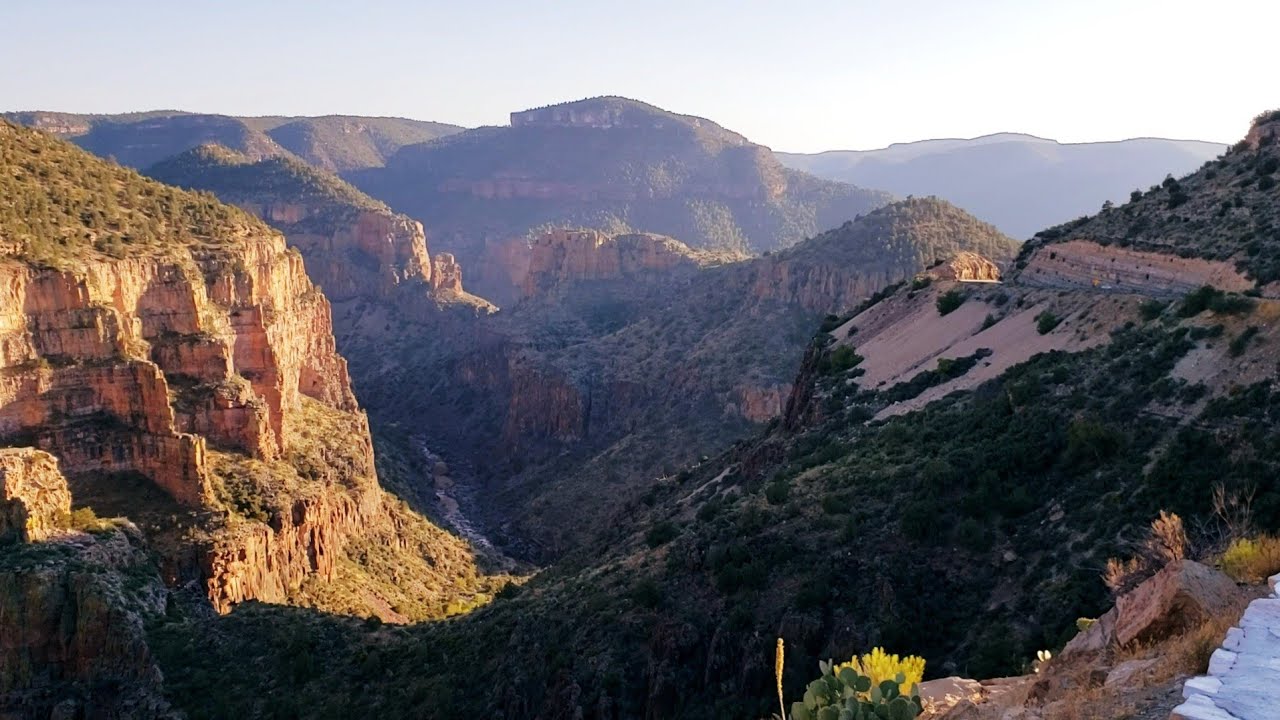 SALT RIVER CANYON (Becker Butte Lookout) - YouTube