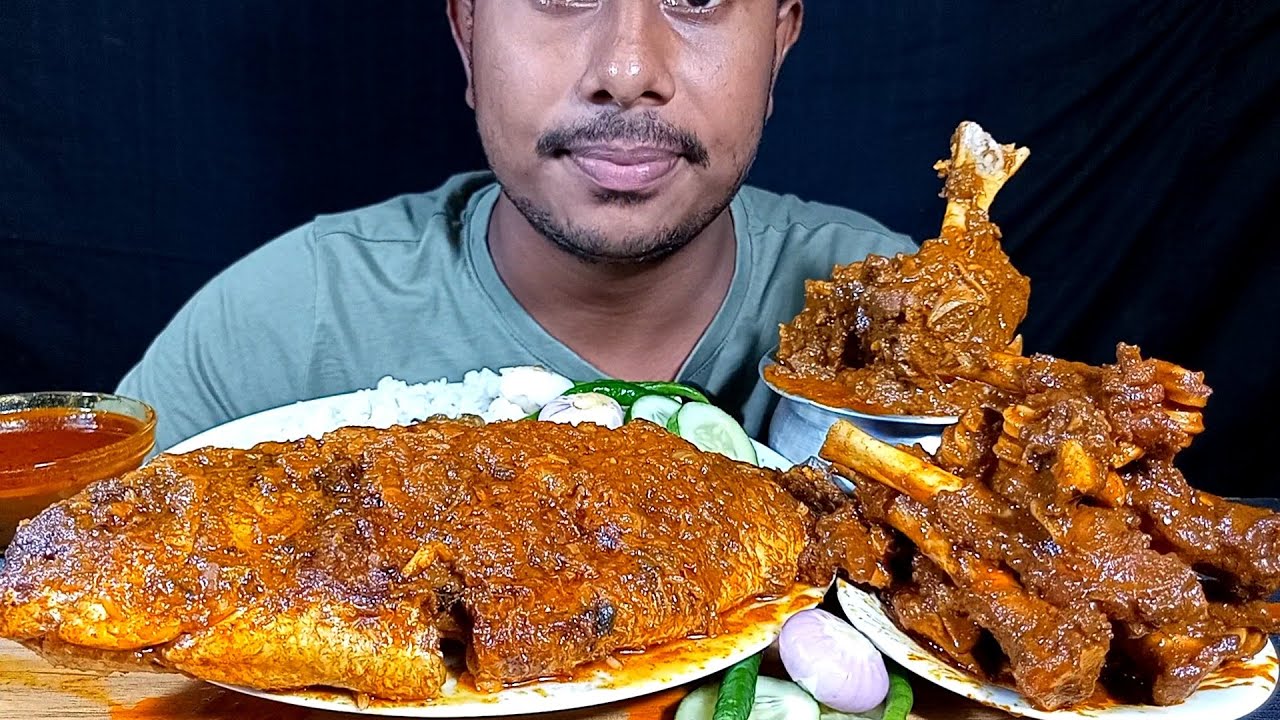 Eating Oily Big Katla Fish Curry,Spicy Mutton Kosha,Mutton Lali Curry ...