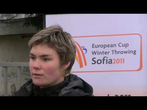 Sabine Rumpf (GER) after discus throw group A - YouTube