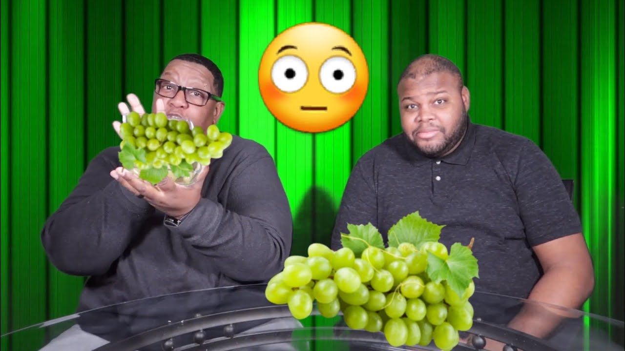 30 Grapes In 30 seconds?! | Grapes Challenge | Who's Gonna Finish First ...