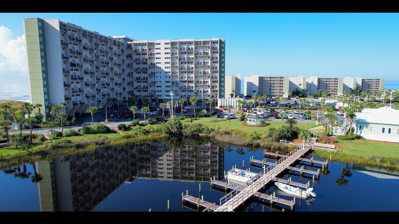 A Wave From it All @ Pinnacle Port - YouTube