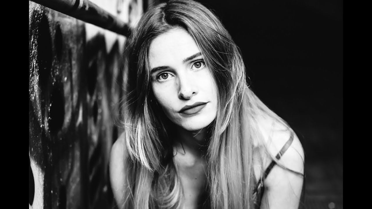 Caroline Simpson - Portrait by Tumtitu Baseme - YouTube