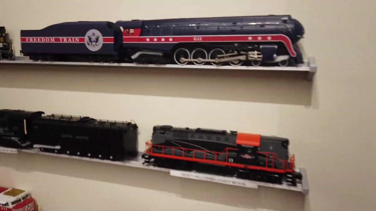 A Very Quick Walk Around The Lionel Store At Concord Mills A Few ...