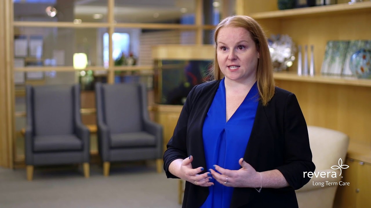 Shannon Shaw shares a typical day as Dietary Manager at Revera - YouTube