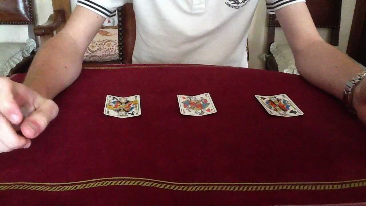 Tour de magie de cartes : le jeu du bonneteau - YouTube