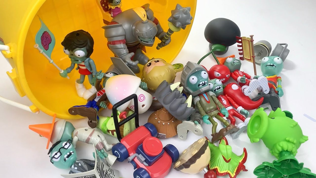 Very Big Box Of New PVZ2 Toys with Many Zombies & A Giant Knight Zombie ...