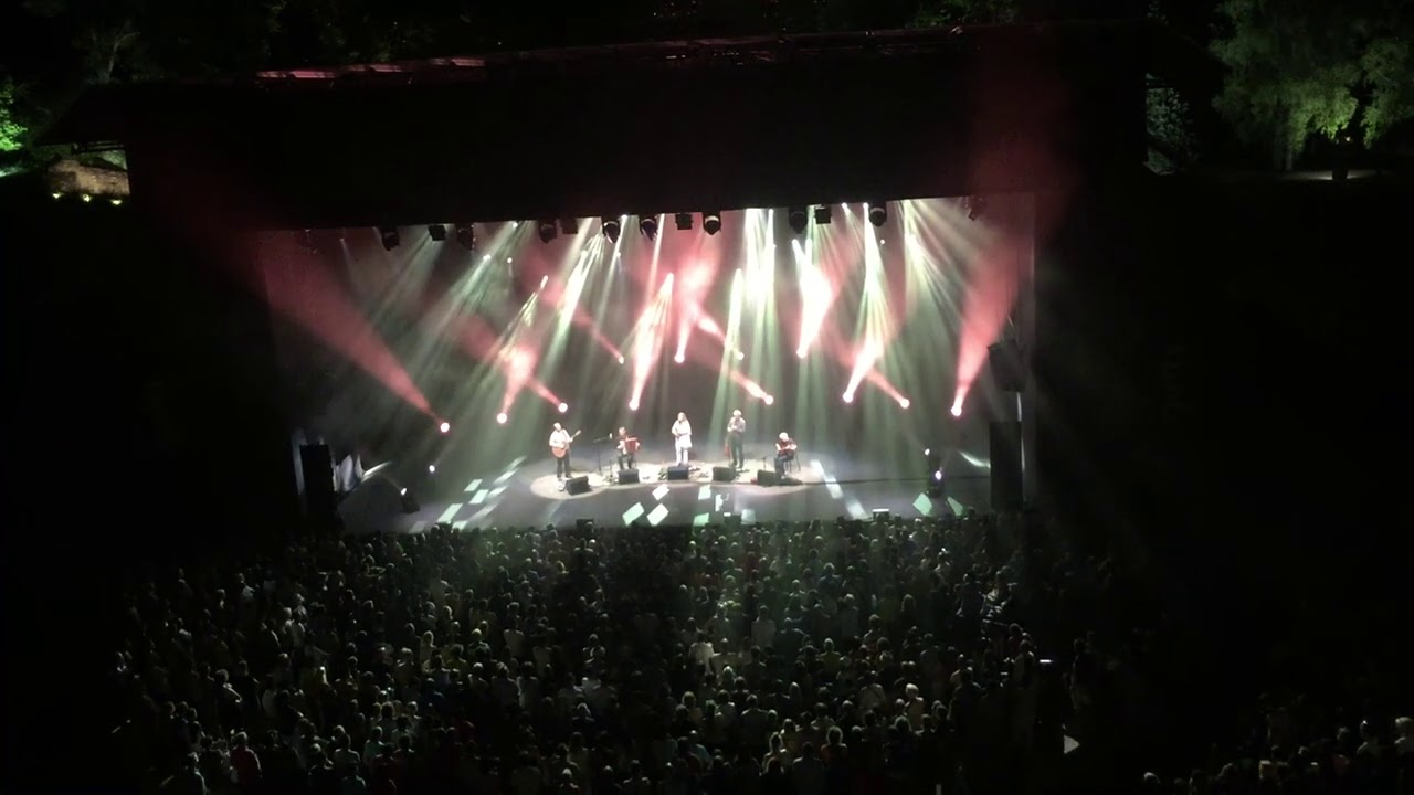 ALTAN- Green Grow the rushes O -Live in Lyon (France) - YouTube