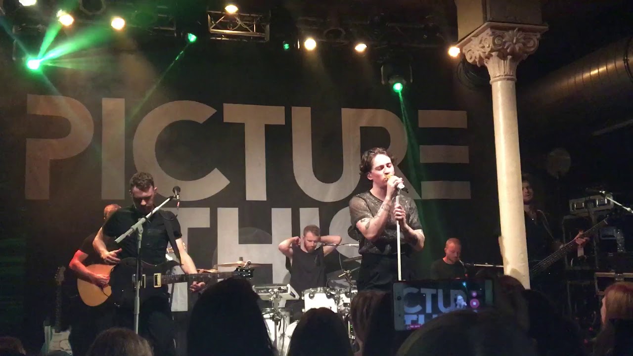One Night (live) - Picture This - YouTube