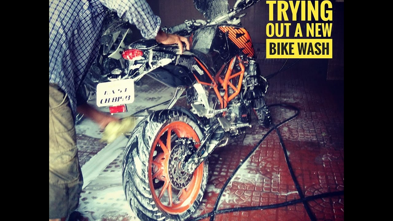 KTM DUKE 390 WASH | TIP TOP BIKE WASH | How does the video look in ...
