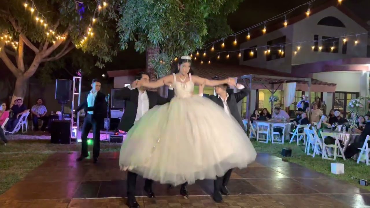 @ArianaGrandeVevo ONE LAST TIME COREOGRAFIA EXCLUSIVAMENTE PARA TODA XV ...