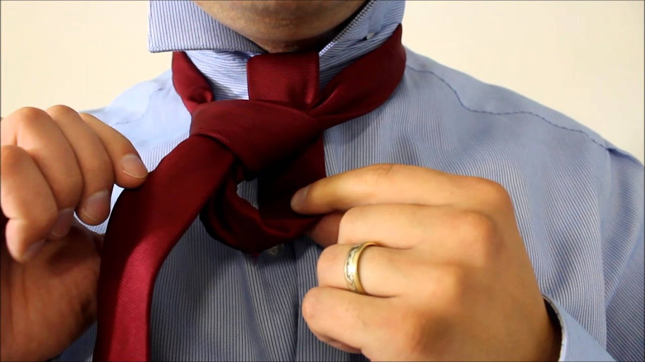 How To Tie a Tie Arrow Knot - YouTube