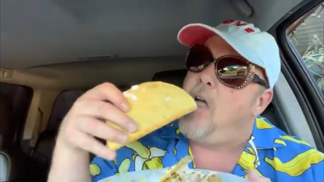 ABSOLUTELY DELICIOUS CHEESY CRISPY BEEF TACOS MUKBANG 😂😂 - YouTube