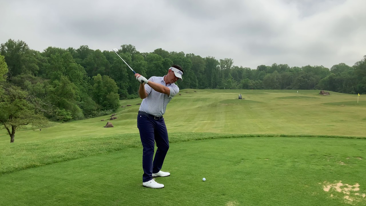 Posture in the golf swing: Don’t keep your back straight - YouTube