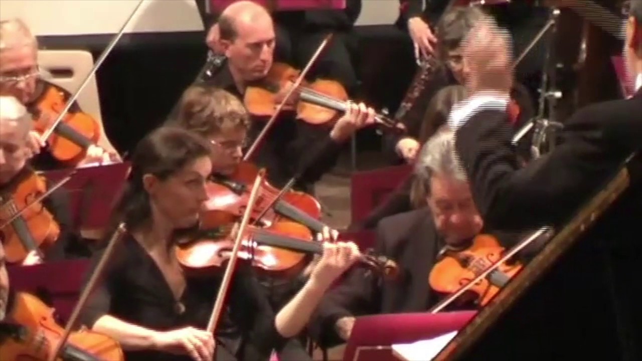 Fanny Azzuro, Concerto en la mineur op.54 (1e mouvement: allegro ...