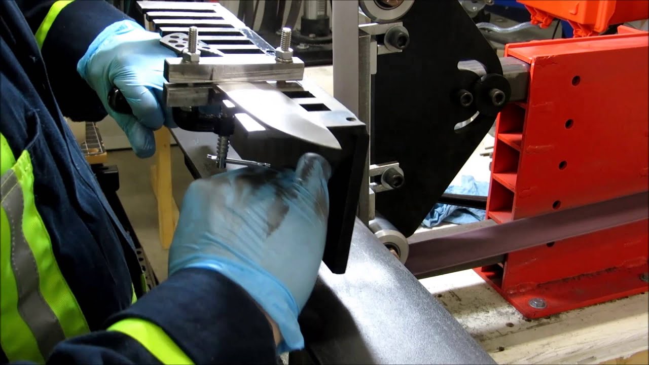 Grinding a knife bevel with a jig - YouTube