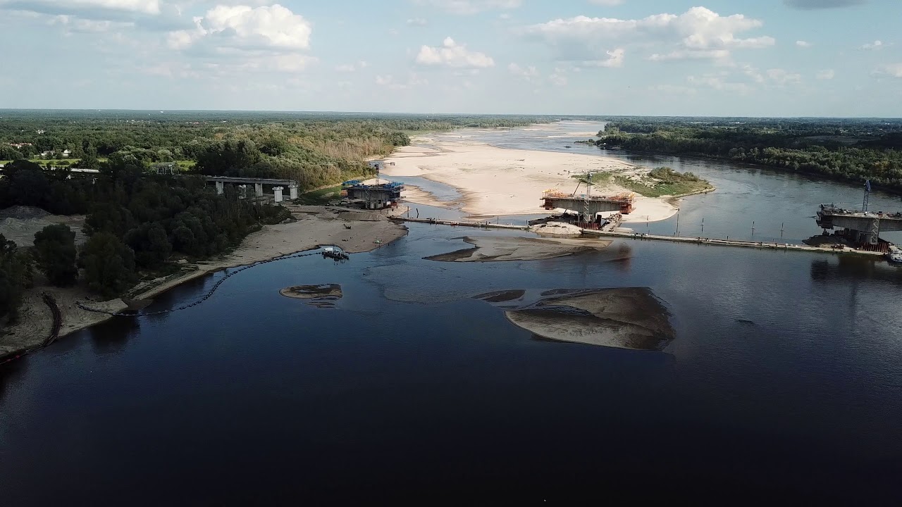 Wisła susza 2019 lipiec 4K dron. Most obwodnicy płd. Warszawy w budowie ...