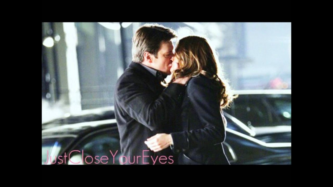 Castle and Beckett - Kiss!!!! 3x13 Knockdown - YouTube
