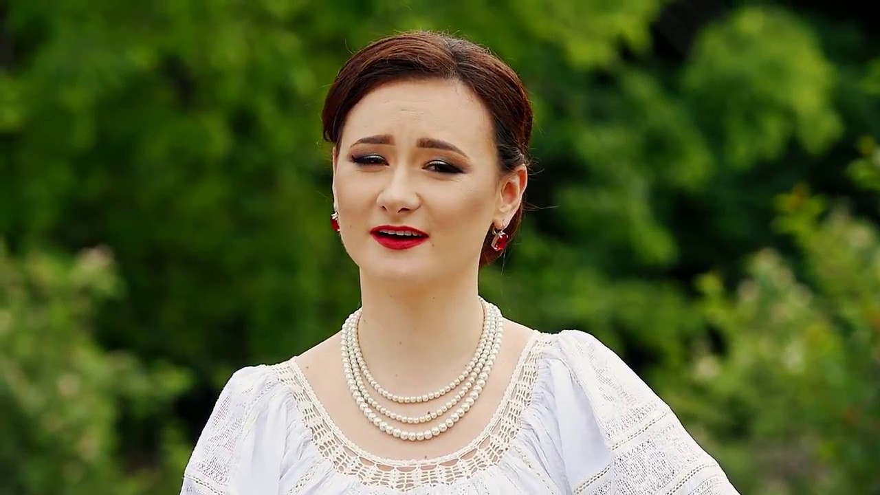 Alina Munteanu De dragul badelui meu - YouTube