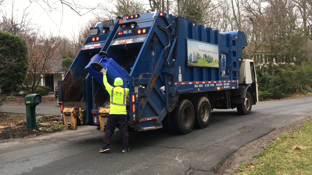 Mack LEU / Heil Formula 40/60 Split Rear Loader Garbage Truck - YouTube