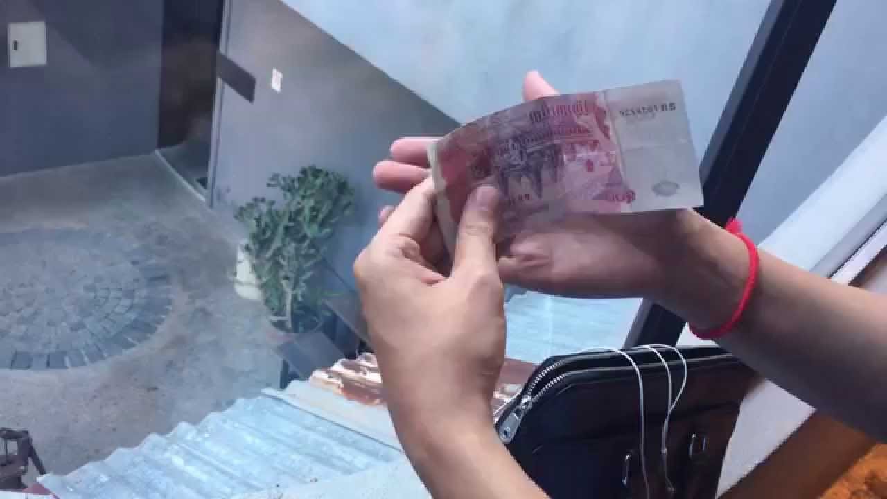 Khmer magic teaching by Mr.Sovid / Cambodia magic show - YouTube