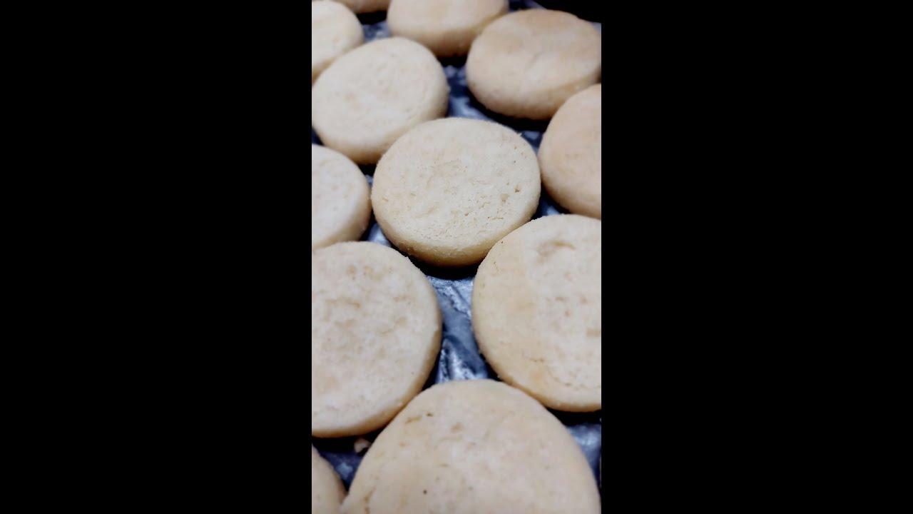 Juice berry Biscuit Making 😋 👩🏻‍🍳 - YouTube