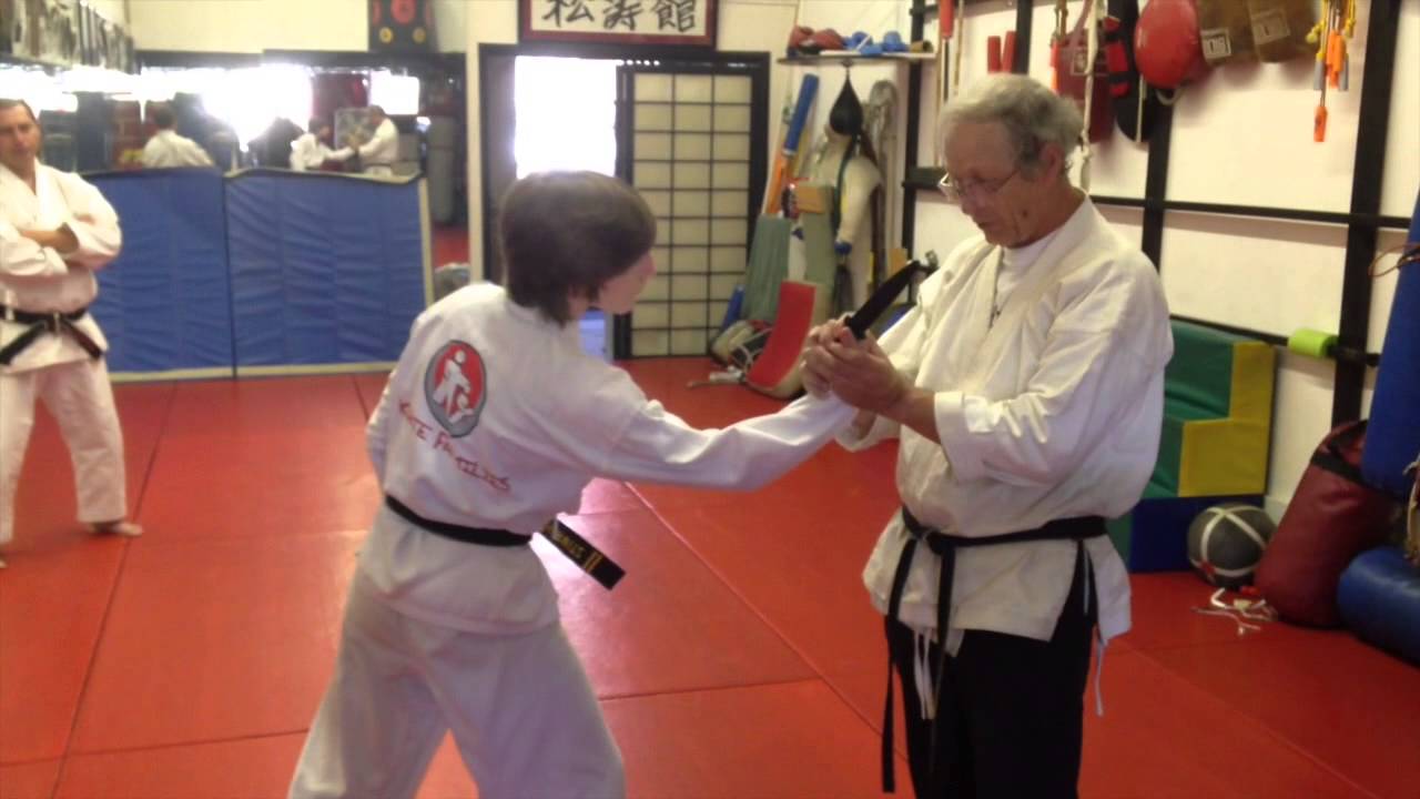 Sensei Emil Farkas, Shotokan Karate, AGAINST A KNIFE ATTACK - YouTube