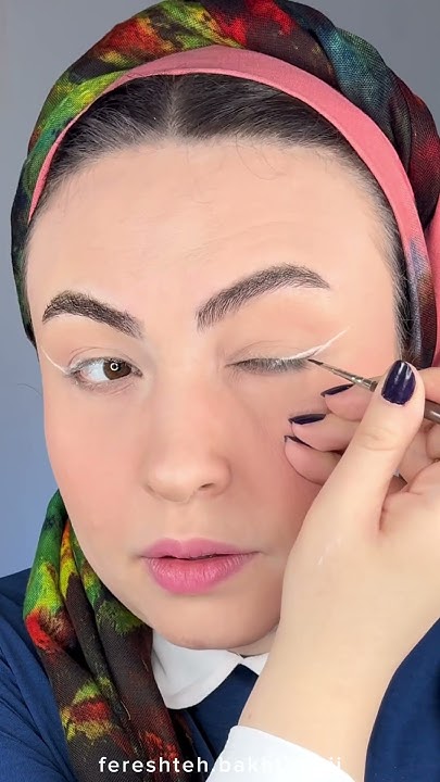 ترفند جدید خط چشم برای مبتدیا👁️خطچشمزیبا خطچشم میکاپچشم Youtube