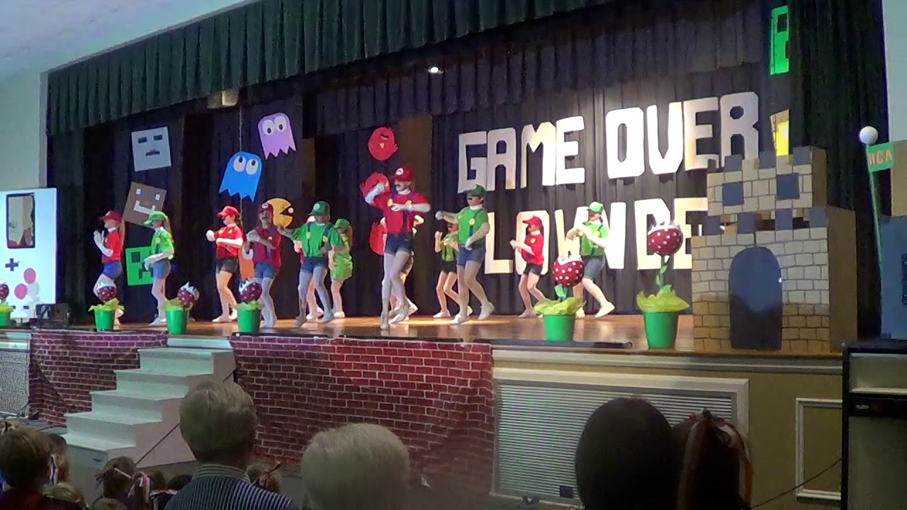 Hooper Academy PeeweeJV Pep Rally 2018 - YouTube