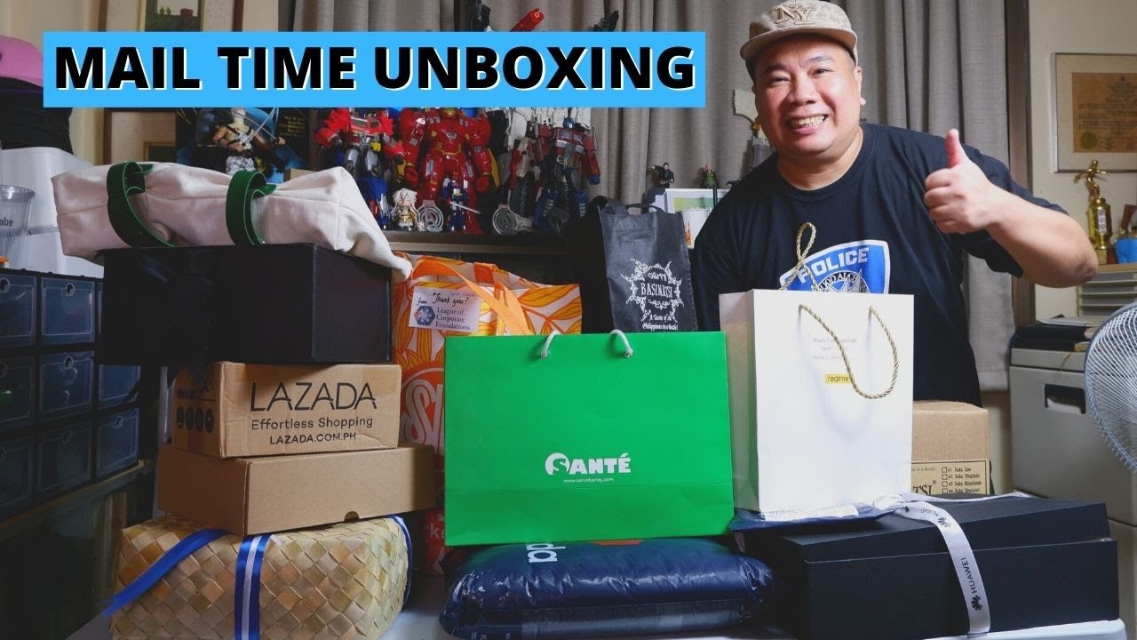 MAIL TIME UNBOXING - THE BIRTHDAY UNBOXING EDITION!! - YouTube
