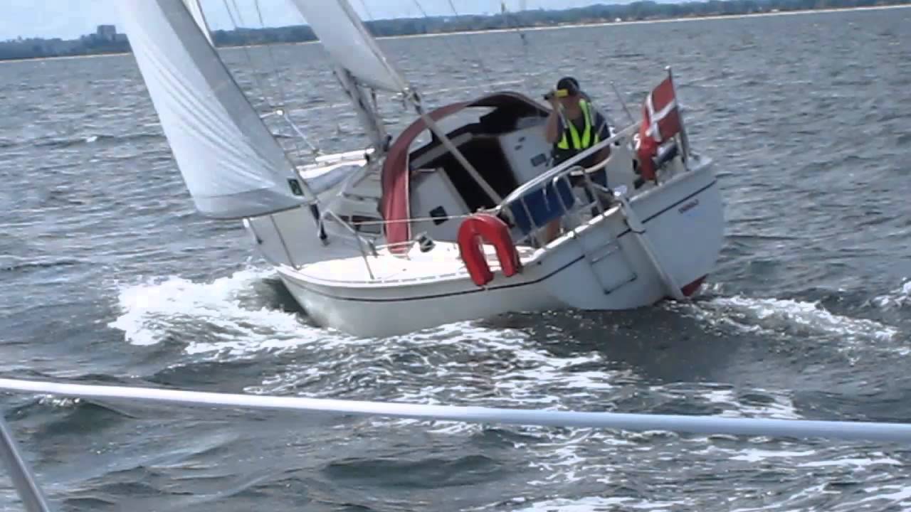 Albin 78 Cirrus, Garfield Køge bugt 2012, Frank Christensen - YouTube
