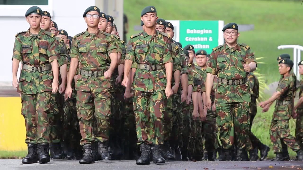 Perbarisan sempen Hari Ulang Tahun Kadet Tentera ABDB ke 47 tahun ...
