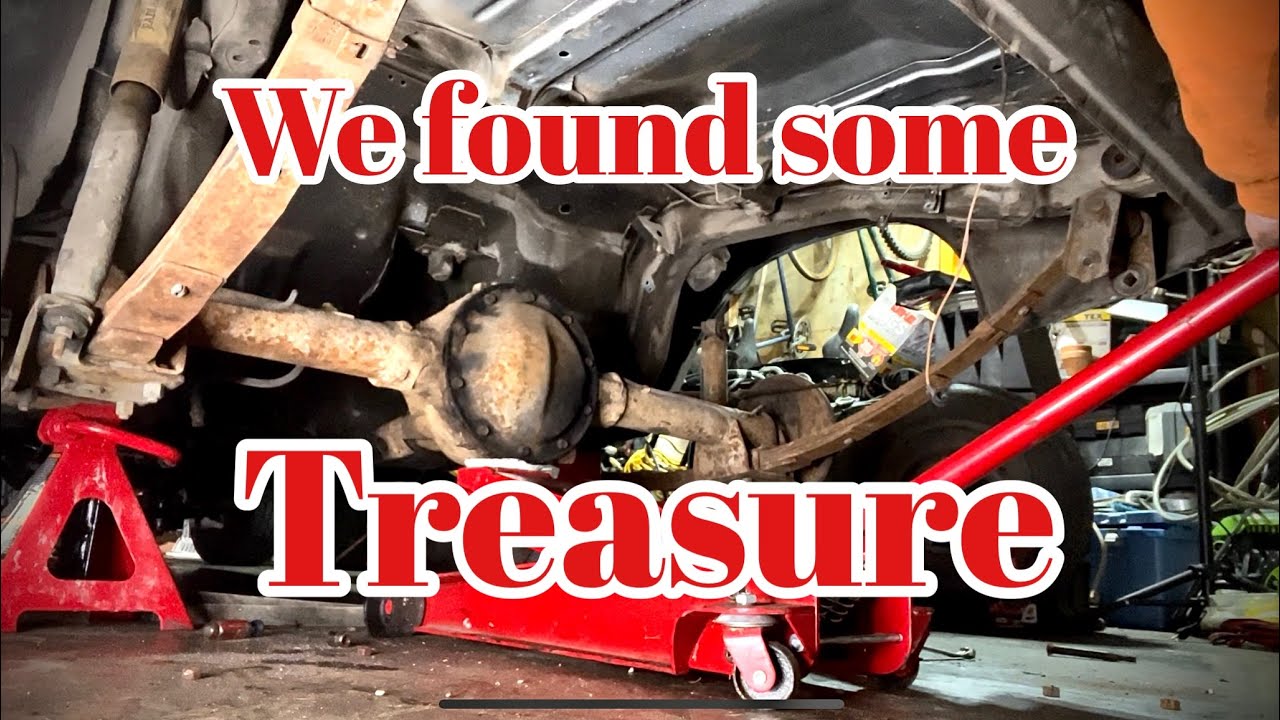 1980 Chevy camaro rear end disassembly and we found a surprise - YouTube