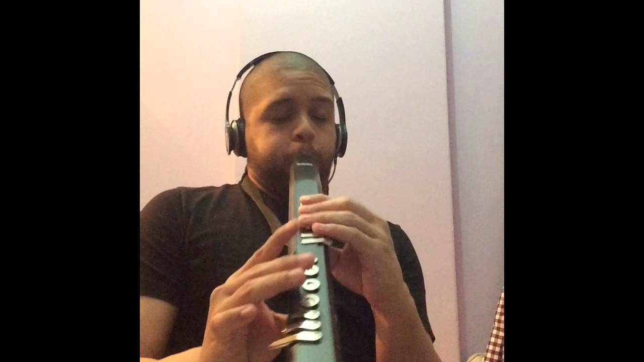 Akai Ewi USB Solo - YouTube