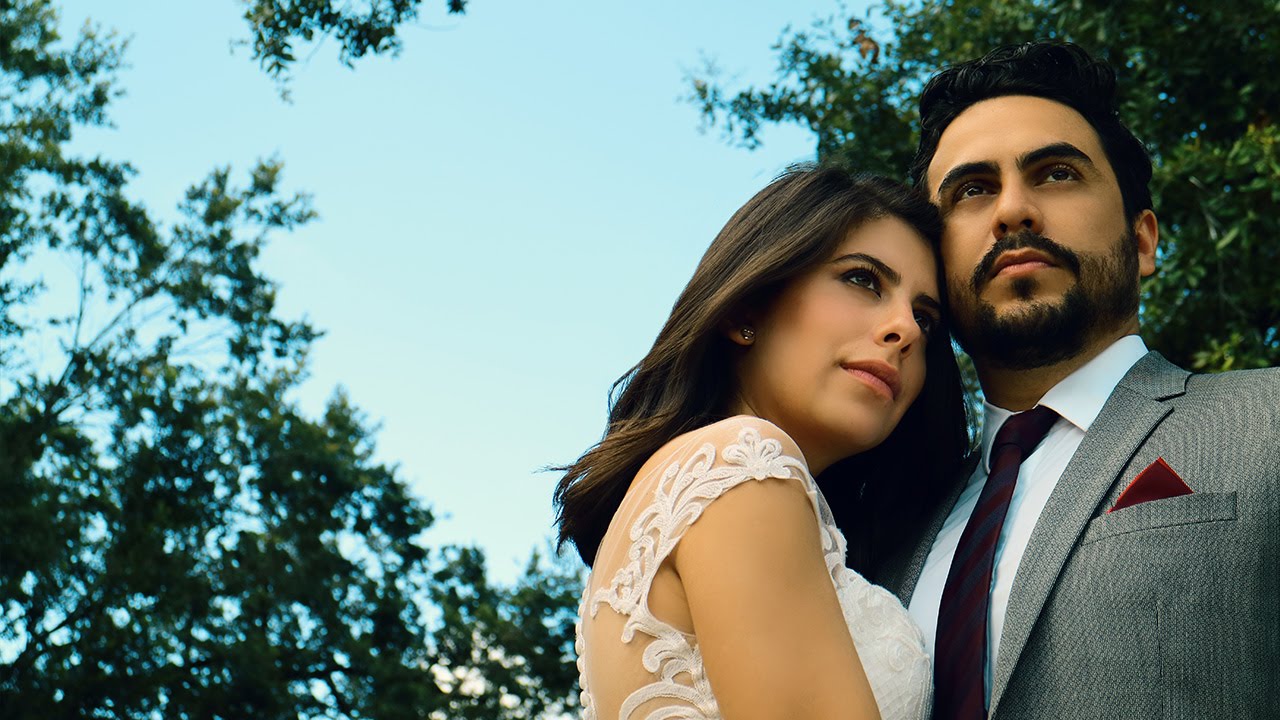 BEST WEDDING FILM EVER - ROMANTIC VOWS - YouTube