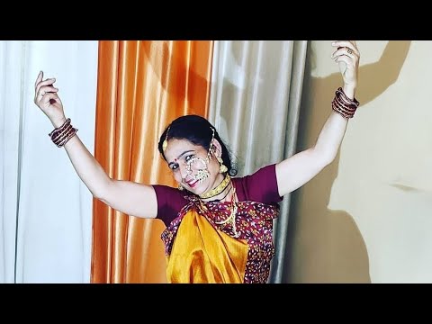 Garwali dance on holi by my mother (Gayatri bhandari) #dance #pahadi # ...