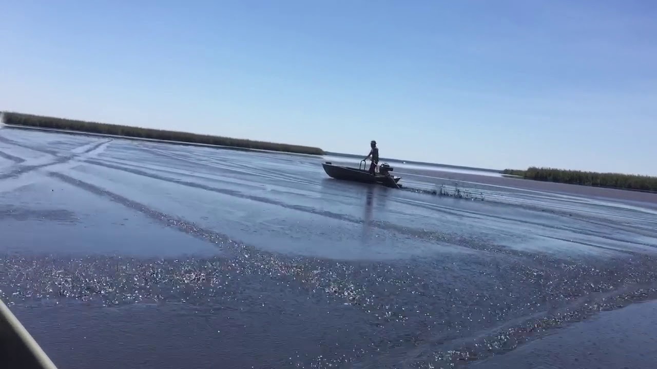 Mud Walker surface drive in the mud hole - YouTube