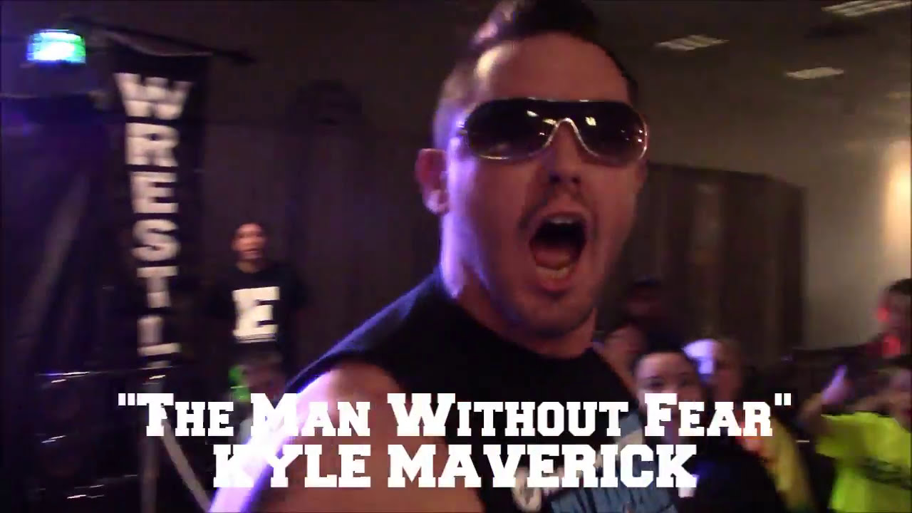 [EMERGE9] JD Mariani vs Kyle Maverick - YouTube