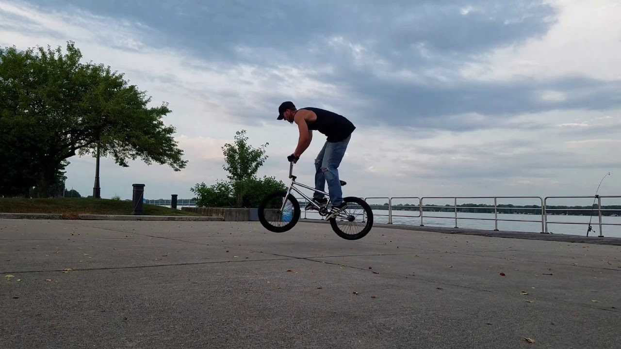 short ride - YouTube