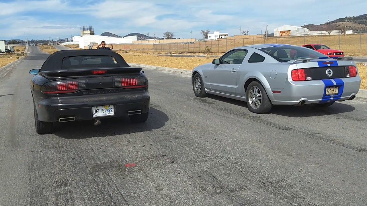 Arrancones Atlacomulco Mustang vs trans am - YouTube