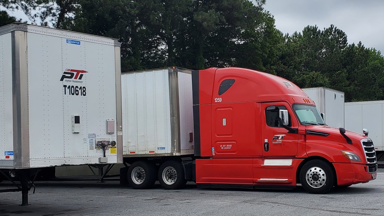 At the 18 Wheeler Shop 2nd Day in a Row 😡 - YouTube