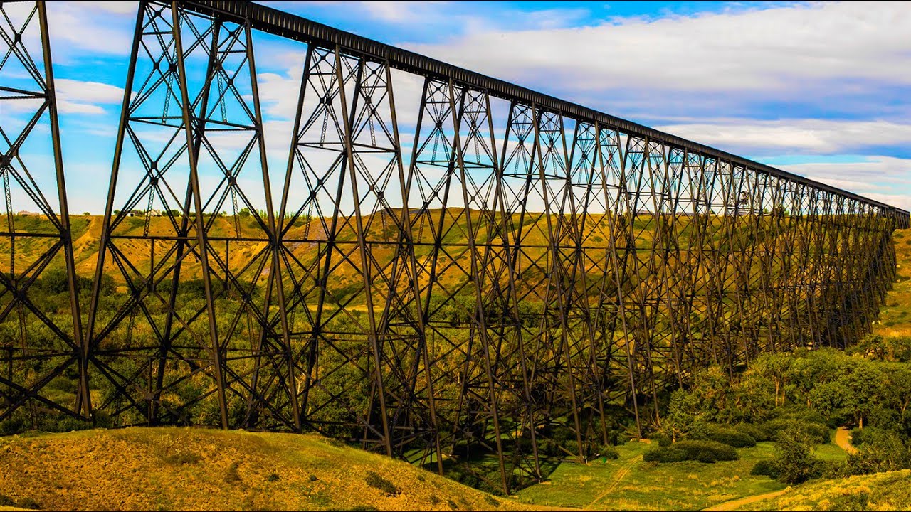 World's Largest Train Trestle Bridge 3,527 feet - YouTube