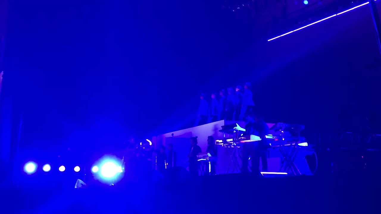 Solange - Camp Flog Gnaw - “Stay Flo” - YouTube