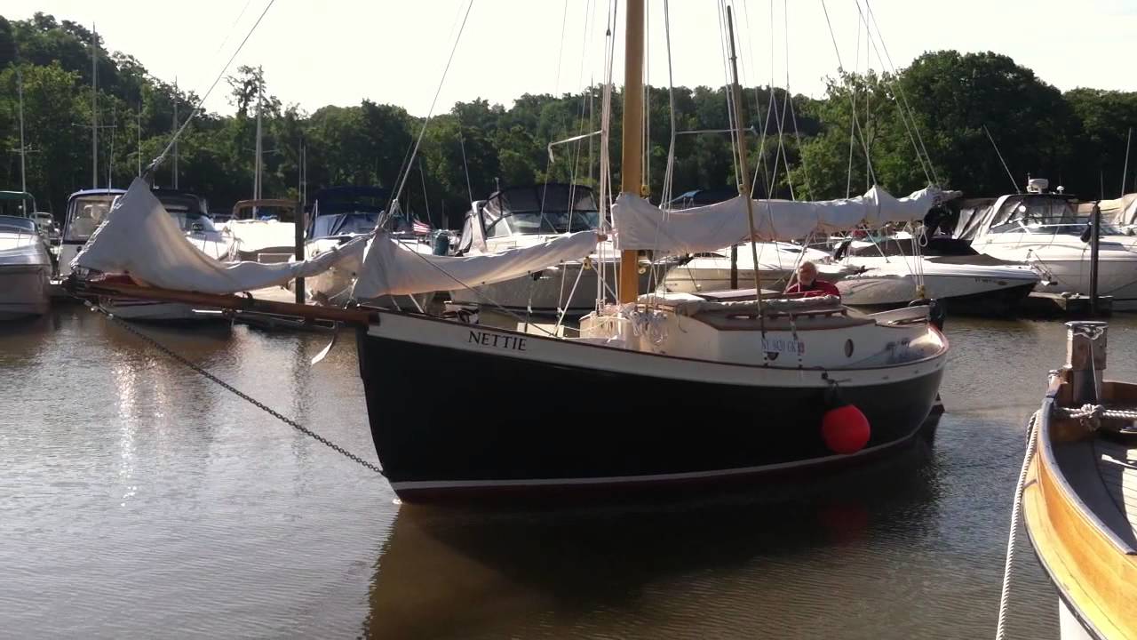 Fenwick Williams Gaff Rigged Cutter - YouTube