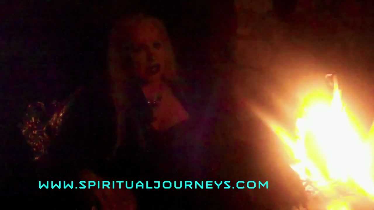 Anunnaki Language Spoken by The Seer Almine - YouTube