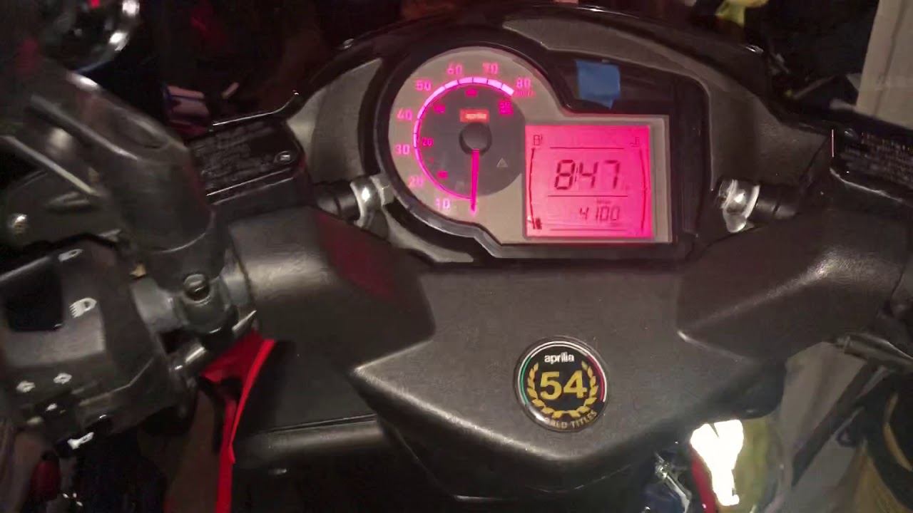 Aprilia SR50 R dash board and control overview - YouTube