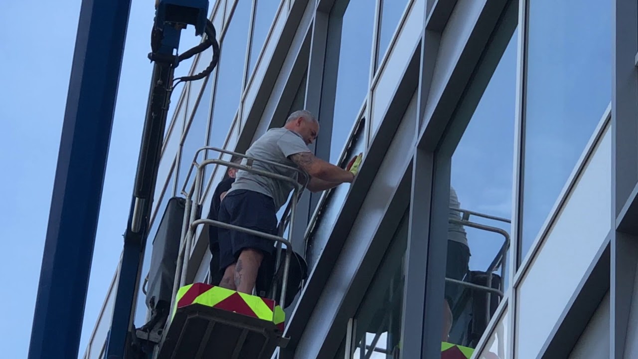 High Reach Access Platform Hire - Ashdene Cherry Picker Hire - YouTube