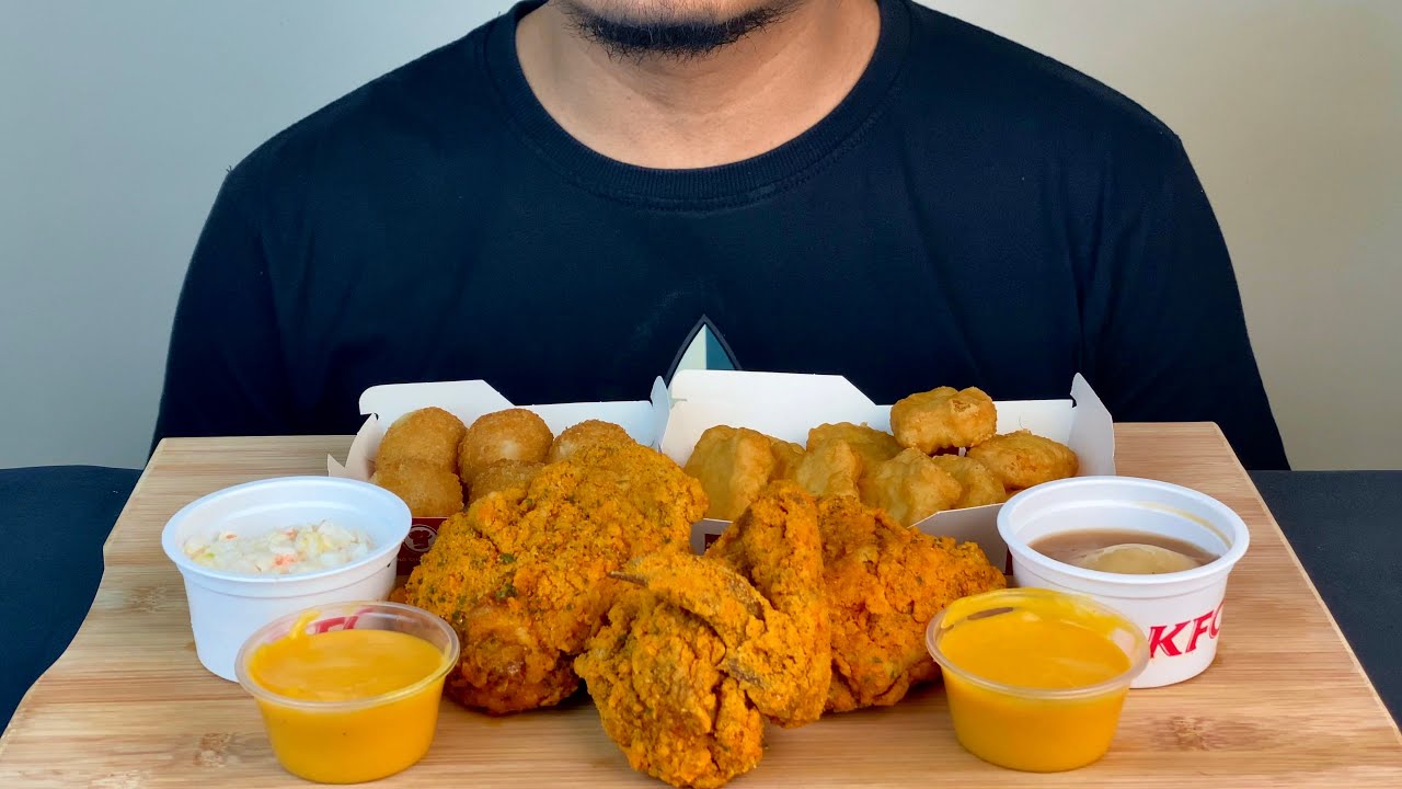 KFC Golden Egg Crunch, Spicy Nuggets & Golden Matcha Balls - YouTube